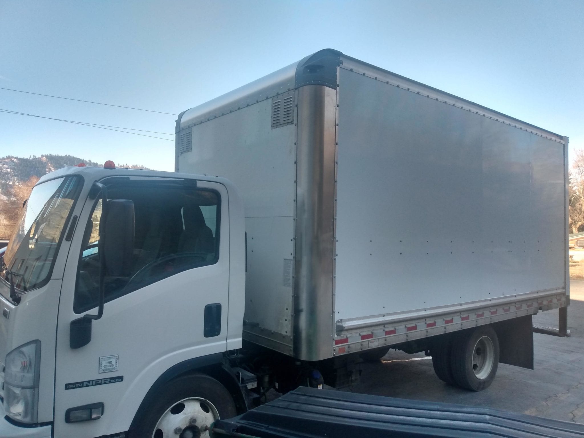 BEFORE & AFTER | Interstate Autobody & Truck